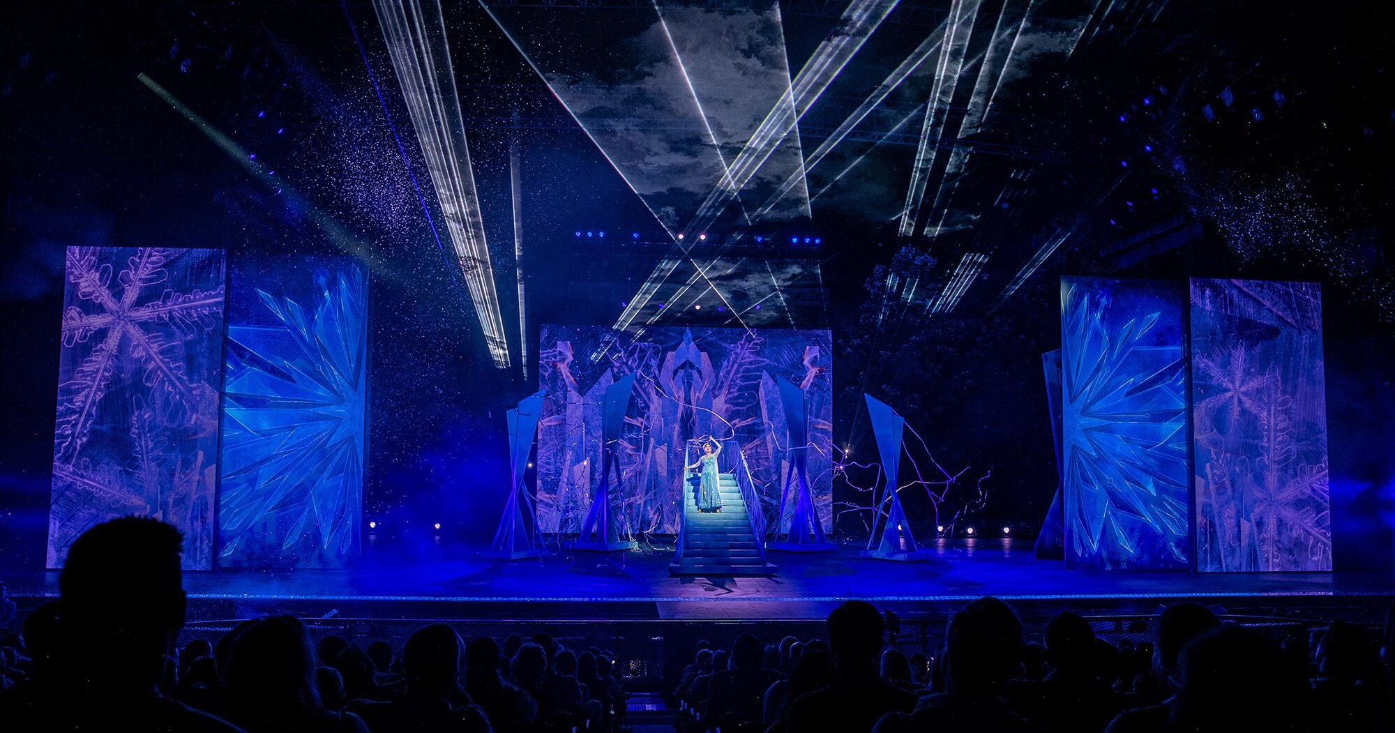The Muny Revolutionizes Visual Storytelling With Projections, Lasers in ...